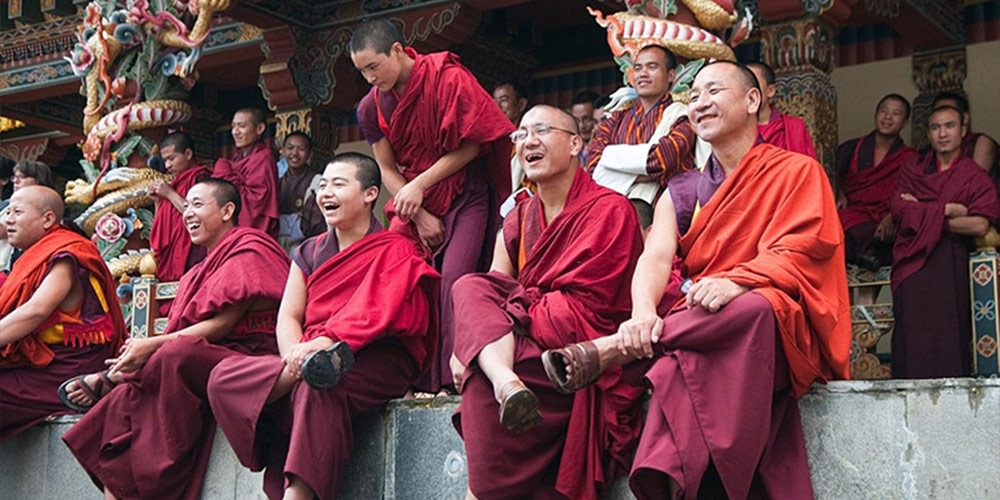 Greener Living: Drives the Journey of Bhutan To Net Zero - Geringer ...